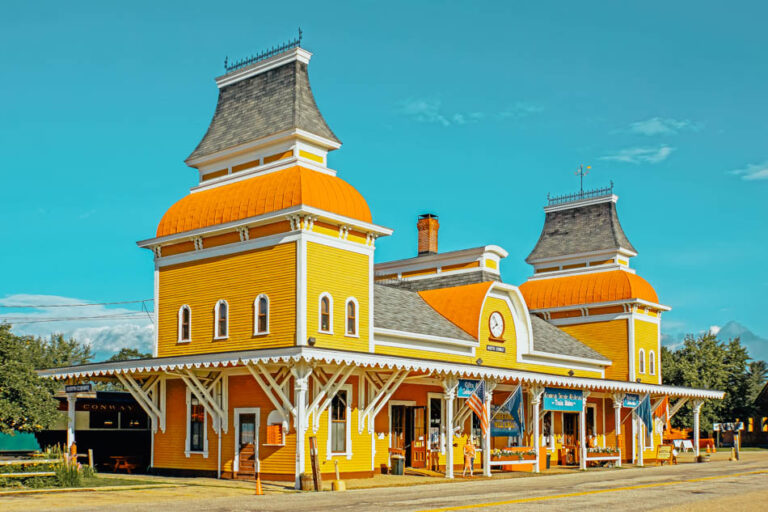 10 Charming Places to Experience Fall in New Hampshire