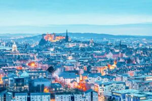 14 Enchanting Things To Do in Edinburgh in the Winter